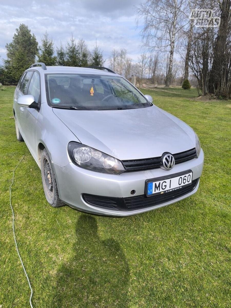 Volkswagen Golf 2011 Viļņa, ar dzinēja tilpumu 1.60 L un nobraukumu 288 tūkst. km par 2200 €, foto 4 vietnē AUTOMOTO.COM.LV