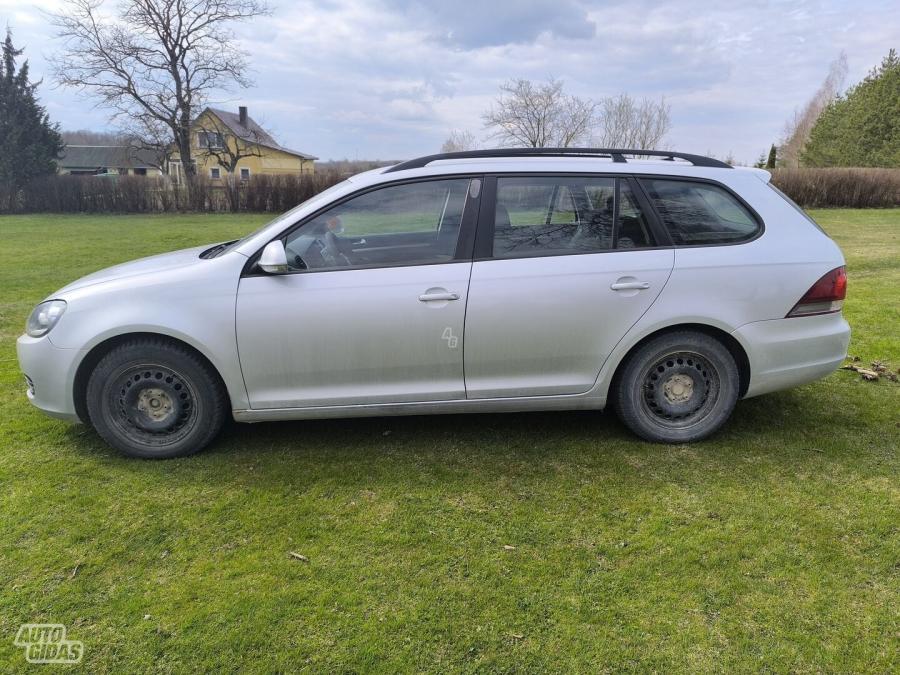 Volkswagen Golf 2011 Viļņa, ar dzinēja tilpumu 1.60 L un nobraukumu 288 tūkst. km par 2200 €, foto 6 vietnē AUTOMOTO.COM.LV