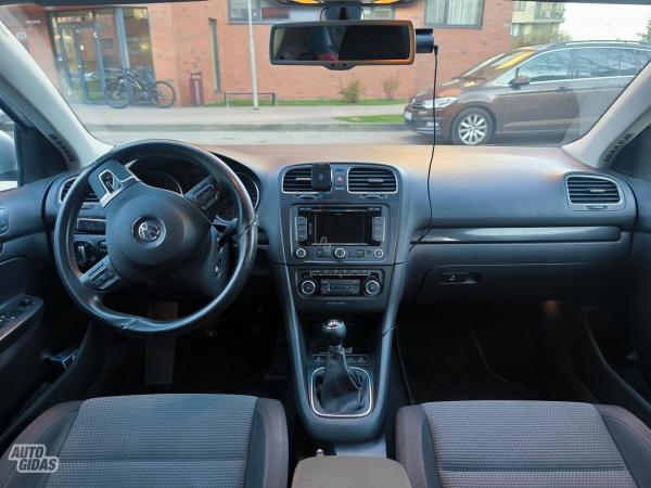 Volkswagen Golf 2011 in Vilnius, with an engine capacity of 1.60 L and mileage of 370 thousand km for 3500 €, photo 8 on AUTOMOTO.COM.LV