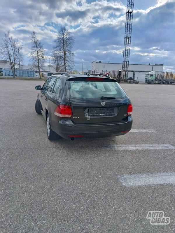 Volkswagen Golf 2011 in Marijampole, with an engine capacity of 1.60 L and mileage of 298 thousand km for 3199 €, photo 3 on AUTOMOTO.COM.LV