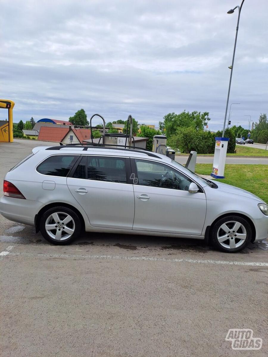 Volkswagen Golf 2011 Viļņa, ar dzinēja tilpumu 1.60 L un nobraukumu 468 tūkst. km par 2000 €, foto 5 vietnē AUTOMOTO.COM.LV