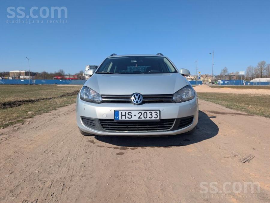 Volkswagen Golf 2011 in Riga, with an engine capacity of 1.60 L and mileage of 374 thousand km for 1900 €, photo 6 on AUTOMOTO.COM.LV