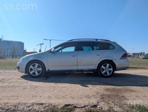 Volkswagen Golf 2011 in Riga, with an engine capacity of 1.60 L and mileage of 374 thousand km for 1900 €, photo 8 on AUTOMOTO.COM.LV