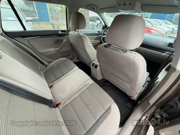 Volkswagen Golf 2011 in Tallinn, with an engine capacity of 1.60 L and mileage of 350 thousand km for 3550 €, photo 7 on AUTOMOTO.COM.LV