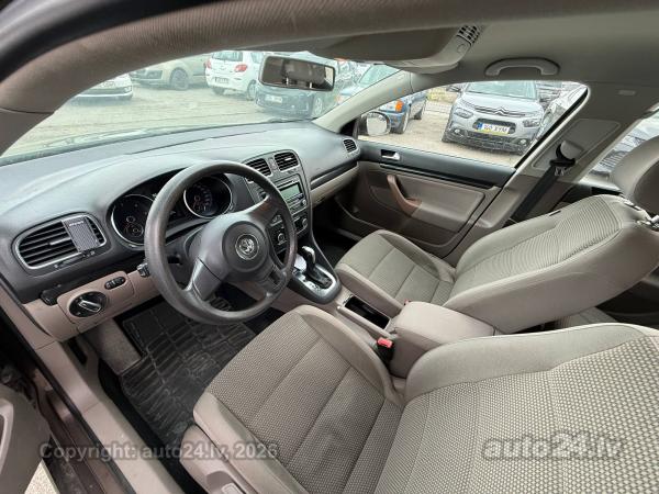 Volkswagen Golf 2011 in Tallinn, with an engine capacity of 1.60 L and mileage of 350 thousand km for 3550 €, photo 9 on AUTOMOTO.COM.LV