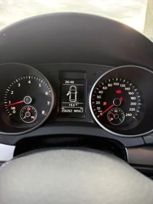 Volkswagen Golf 2011 in Siauliai, with an engine capacity of 1.40 L and mileage of 257 thousand km for 1900 €, photo 11 on AUTOMOTO.COM.LV