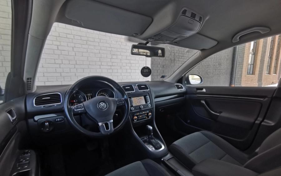 Volkswagen Golf 2011 Rīga, ar dzinēja tilpumu 1.60 L un nobraukumu 230 tūkst. km par 4690 €, foto 7 vietnē AUTOMOTO.COM.LV