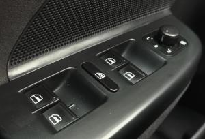 Volkswagen Golf 2011 Rīga, ar dzinēja tilpumu 1.60 L un nobraukumu 230 tūkst. km par 4690 €, foto 15 vietnē AUTOMOTO.COM.LV