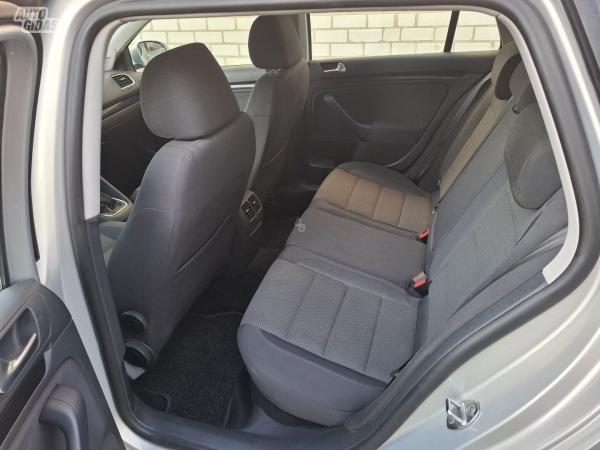 Volkswagen Golf 2011 in Vilkaviskis, with an engine capacity of 1.60 L and mileage of 301 thousand km for 2800 €, photo 9 on AUTOMOTO.COM.LV