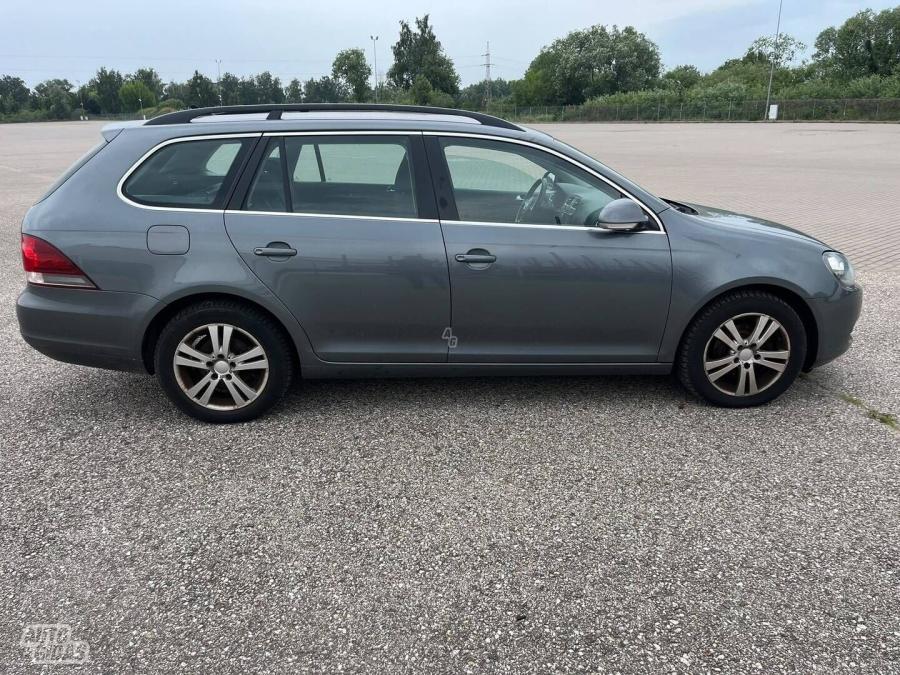 Volkswagen Golf 2011 in Marijampole, with an engine capacity of 1.60 L and mileage of 245 thousand km for 3350 €, photo 7 on AUTOMOTO.COM.LV