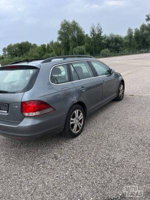 Volkswagen Golf 2011 in Marijampole, with an engine capacity of 1.60 L and mileage of 245 thousand km for 3350 €, photo 10 on AUTOMOTO.COM.LV