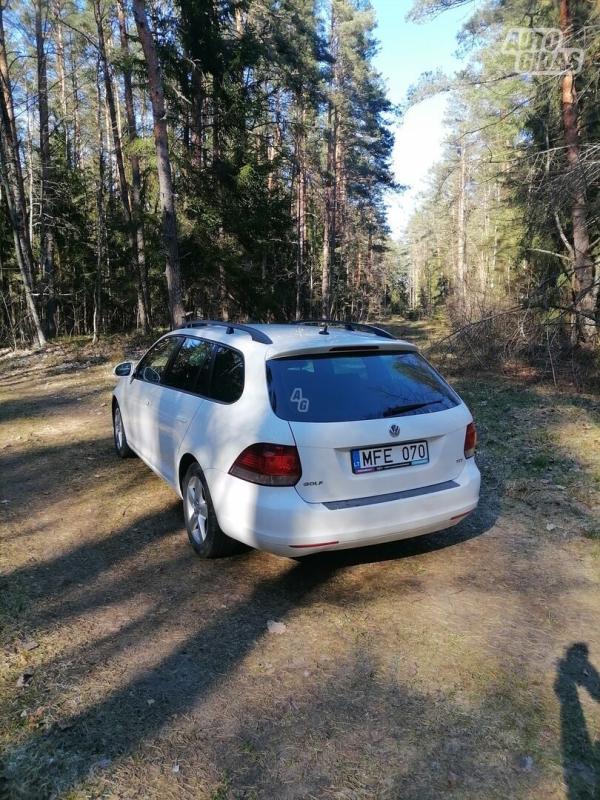 Volkswagen Golf 2011 Viļņa, ar dzinēja tilpumu 1.60 L un nobraukumu 440 tūkst. km par 1950 €, foto 4 vietnē AUTOMOTO.COM.LV