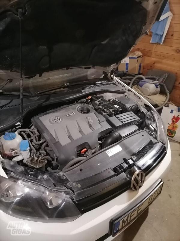 Volkswagen Golf 2011 Viļņa, ar dzinēja tilpumu 1.60 L un nobraukumu 440 tūkst. km par 1950 €, foto 6 vietnē AUTOMOTO.COM.LV