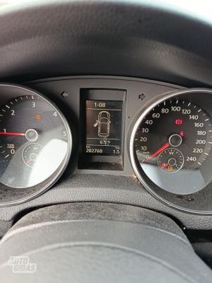 Volkswagen Golf 2011 in Marijampole, with an engine capacity of 1.60 L and mileage of 199 thousand km for 2799 €, photo 16 on AUTOMOTO.COM.LV