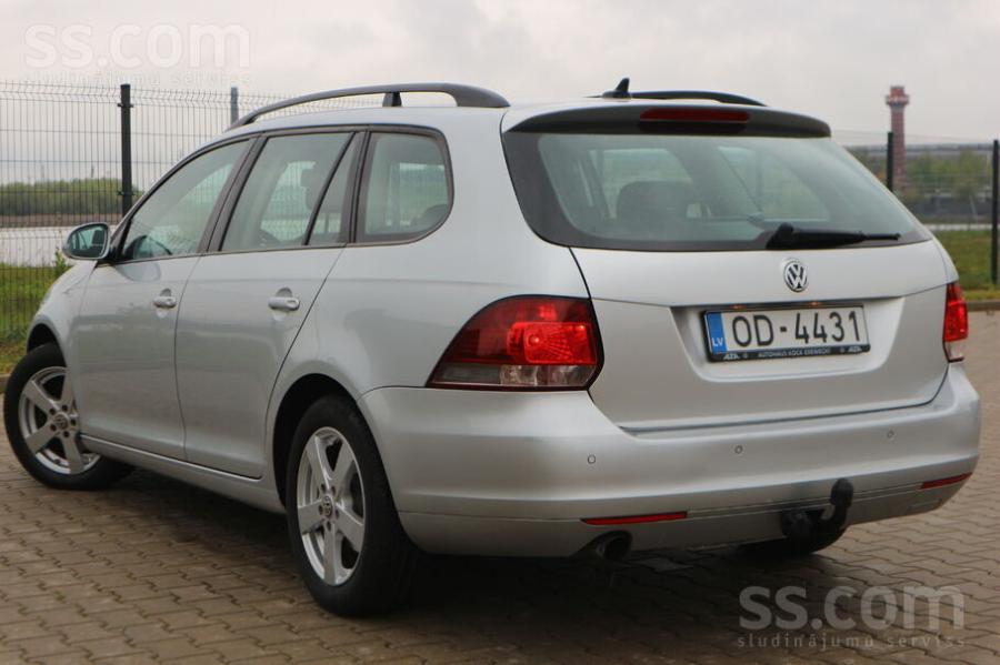 Volkswagen Golf 2012 in Riga, with an engine capacity of 1.60 L and mileage of 279 thousand km for 4300 €, photo 10 on AUTOMOTO.COM.LV