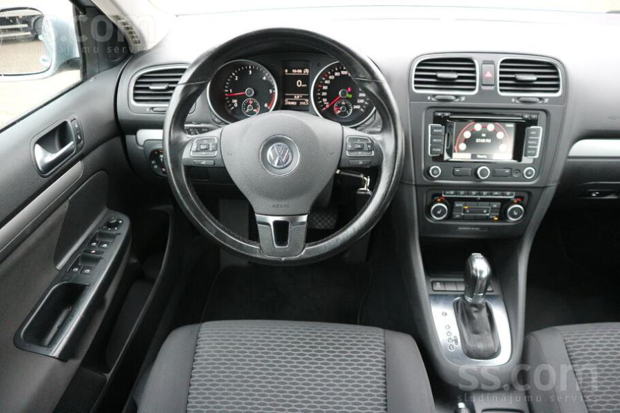 Volkswagen Golf 2012 in Riga, with an engine capacity of 1.60 L and mileage of 279 thousand km for 4300 €, photo 21 on AUTOMOTO.COM.LV