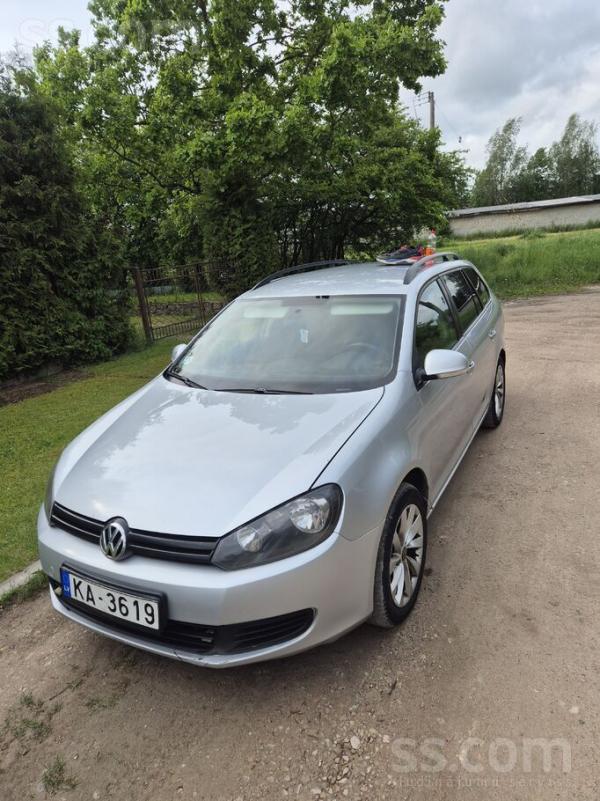 Volkswagen Golf 2012 Rīga, ar dzinēja tilpumu 1.60 L un nobraukumu 422 tūkst. km par 1750 €, foto 1 vietnē AUTOMOTO.COM.LV