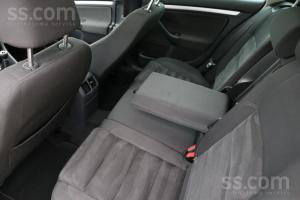Volkswagen Golf 2012 Tukums, ar dzinēja tilpumu 2.00 L un nobraukumu 365 tūkst. km par 4990 €, foto 11 vietnē AUTOMOTO.COM.LV