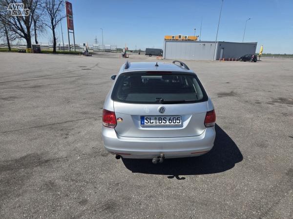 Volkswagen Golf 2012 in Marijampole, with an engine capacity of 1.60 L and mileage of 290 thousand km for 3400 €, photo 2 on AUTOMOTO.COM.LV