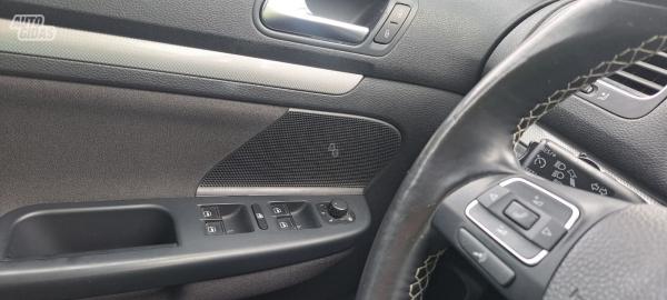 Volkswagen Golf 2012 in Birzai, with an engine capacity of 1.60 L and mileage of 320 thousand km for 3450 €, photo 8 on AUTOMOTO.COM.LV
