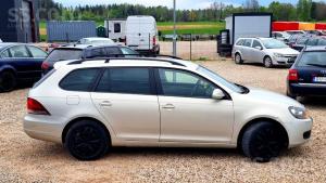 Volkswagen Golf 2012 in Cesis, with an engine capacity of 1.60 L and mileage of 316 thousand km for 2350 €, photo 9 on AUTOMOTO.COM.LV