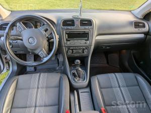 Volkswagen Golf 2012 in Valmiera, with an engine capacity of 2.00 L and mileage of 316 thousand km for 3850 €, photo 5 on AUTOMOTO.COM.LV