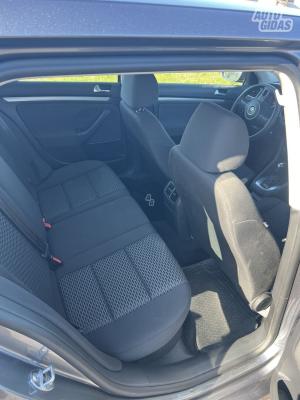 Volkswagen Golf 2012 Kauņa, ar dzinēja tilpumu 1.60 L un nobraukumu 260 tūkst. km par 4750 €, foto 9 vietnē AUTOMOTO.COM.LV