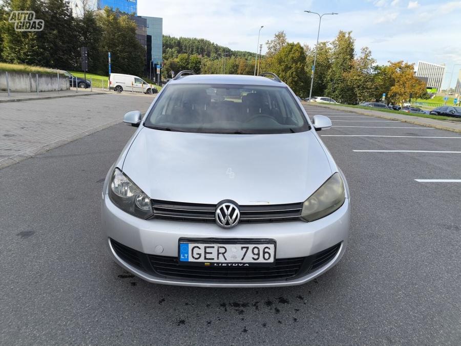Volkswagen Golf 2012 in Vilnius, with an engine capacity of 1.60 L and mileage of 293 thousand km for 1500 €, photo 3 on AUTOMOTO.COM.LV