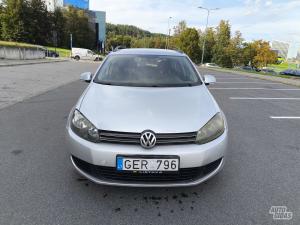 Volkswagen Golf 2012 Viļņa, ar dzinēja tilpumu 1.60 L un nobraukumu 293 tūkst. km par 1500 €, foto  vietnē AUTOMOTO.COM.LV