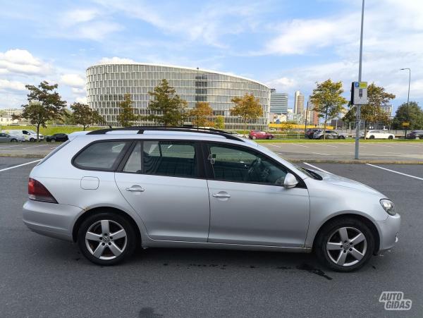Volkswagen Golf 2012 in Vilnius, with an engine capacity of 1.60 L and mileage of 293 thousand km for 1500 €, photo 5 on AUTOMOTO.COM.LV