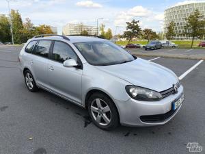 Volkswagen Golf 2012 in Vilnius, with an engine capacity of 1.60 L and mileage of 293 thousand km for 1500 €, photo 4 on AUTOMOTO.COM.LV