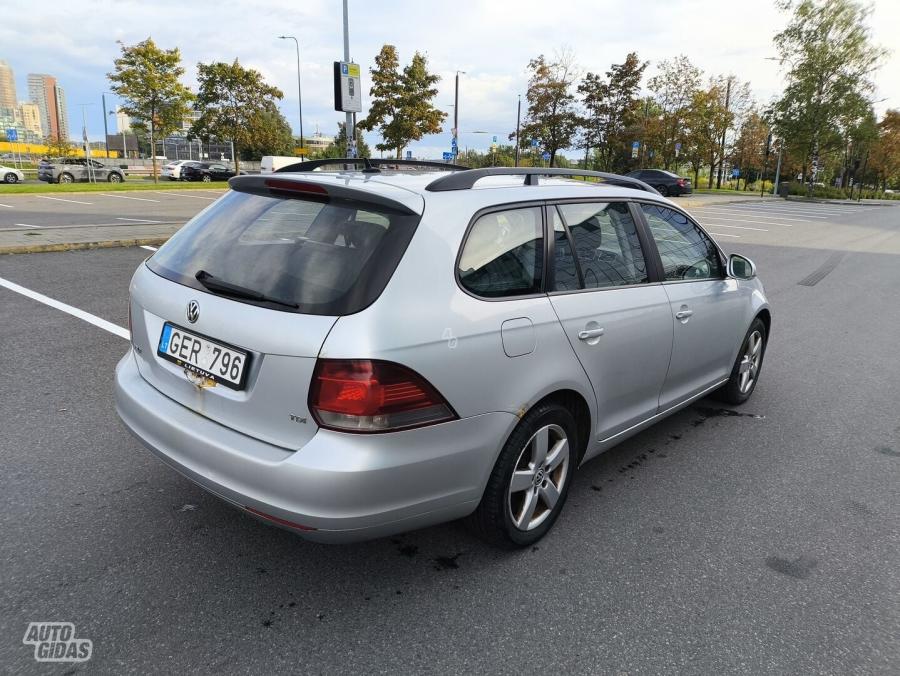 Volkswagen Golf 2012 in Vilnius, with an engine capacity of 1.60 L and mileage of 293 thousand km for 1500 €, photo 6 on AUTOMOTO.COM.LV