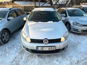 Volkswagen Golf 2013 in Riga, with an engine capacity of 1.60 L and mileage of 242 thousand km for 3700 €, photo 2 on AUTOMOTO.COM.LV