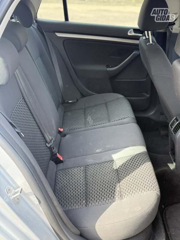 Volkswagen Golf 2013 Šilutė, ar dzinēja tilpumu 1.60 L un nobraukumu 390 tūkst. km par 2999 €, foto 10 vietnē AUTOMOTO.COM.LV