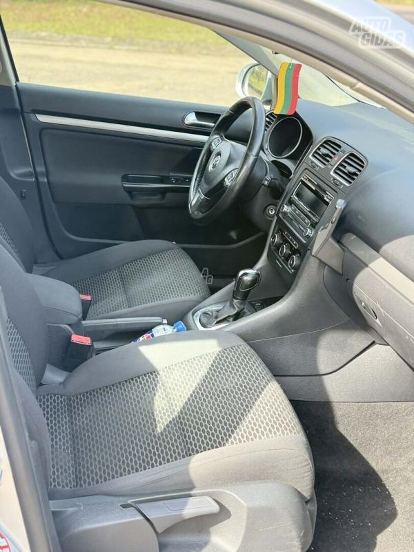 Volkswagen Golf 2013 in Silute, with an engine capacity of 1.60 L and mileage of 390 thousand km for 2999 €, photo 8 on AUTOMOTO.COM.LV