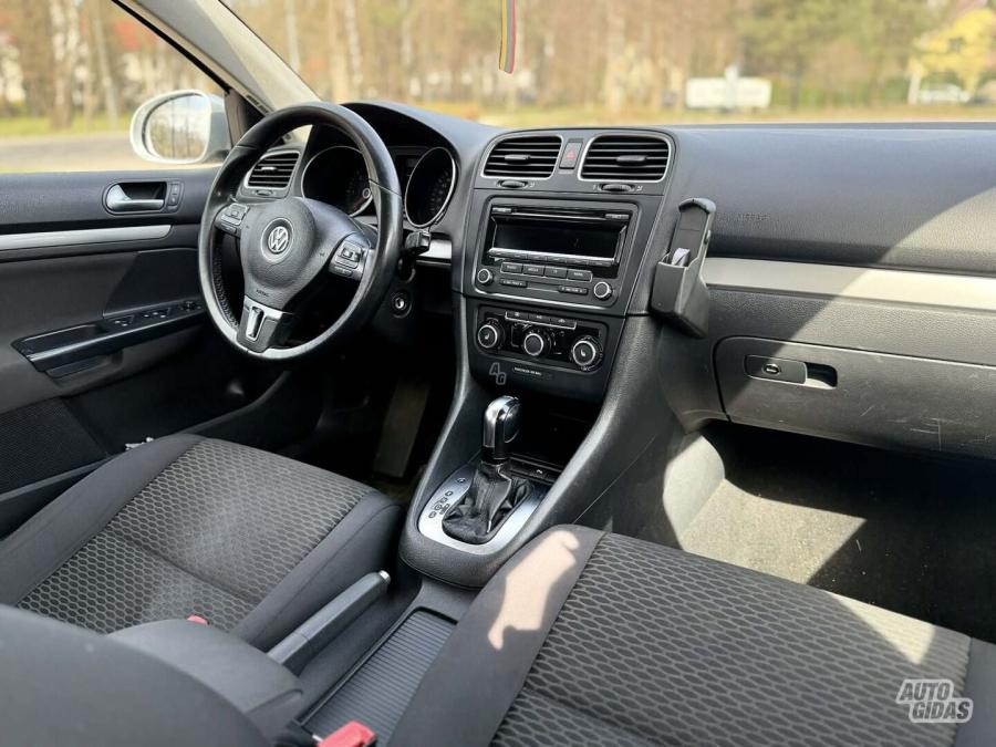 Volkswagen Golf 2013 in Silute, with an engine capacity of 1.60 L and mileage of 390 thousand km for 2999 €, photo 11 on AUTOMOTO.COM.LV