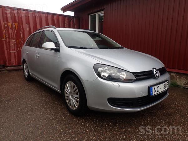 Volkswagen Golf 2013 Liepāja, ar dzinēja tilpumu 1.60 L un nobraukumu 302 tūkst. km par 3950 €, foto 1 vietnē AUTOMOTO.COM.LV