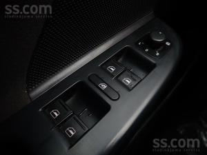 Volkswagen Golf 2013 Liepāja, ar dzinēja tilpumu 1.60 L un nobraukumu 302 tūkst. km par 3950 €, foto 10 vietnē AUTOMOTO.COM.LV