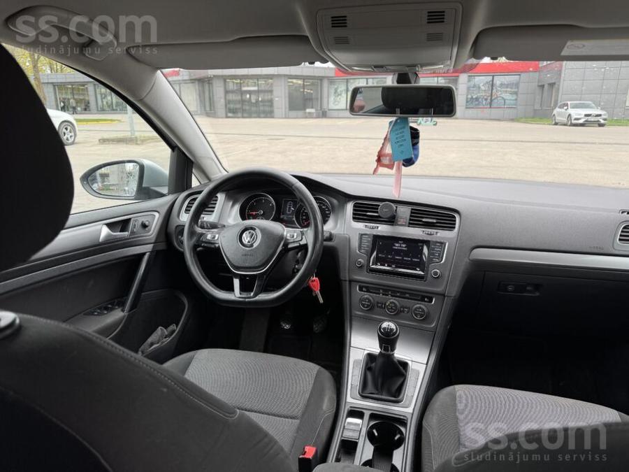 Volkswagen Golf 2013 Rīga, ar dzinēja tilpumu 1.60 L un nobraukumu 360 tūkst. km par 4000 €, foto 6 vietnē AUTOMOTO.COM.LV