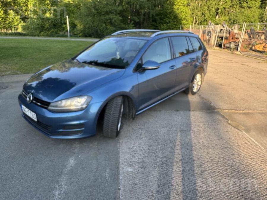 Volkswagen Golf 2013 Rīga, ar dzinēja tilpumu 1.60 L un nobraukumu 327 tūkst. km par 4350 €, foto 3 vietnē AUTOMOTO.COM.LV