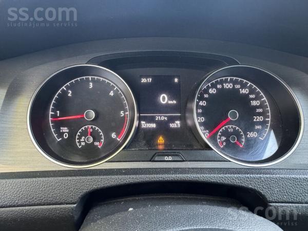 Volkswagen Golf 2013 in Riga, with an engine capacity of 1.60 L and mileage of 327 thousand km for 4350 €, photo 9 on AUTOMOTO.COM.LV