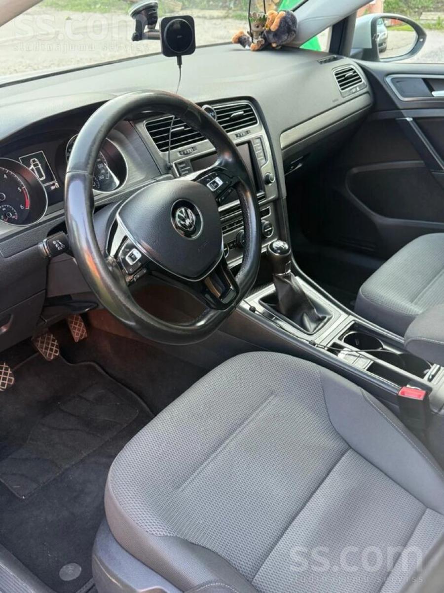 Volkswagen Golf 2013 Rīga, ar dzinēja tilpumu 1.60 L un nobraukumu 334 tūkst. km par 4000 €, foto 10 vietnē AUTOMOTO.COM.LV