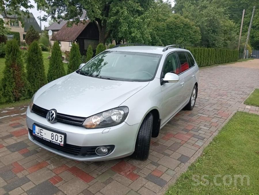 Volkswagen Golf 2013 Rīga, ar dzinēja tilpumu 1.60 L un nobraukumu 318 tūkst. km par 3200 €, foto 1 vietnē AUTOMOTO.COM.LV