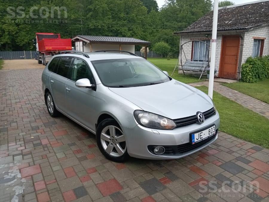Volkswagen Golf 2013 Rīga, ar dzinēja tilpumu 1.60 L un nobraukumu 318 tūkst. km par 3200 €, foto 3 vietnē AUTOMOTO.COM.LV