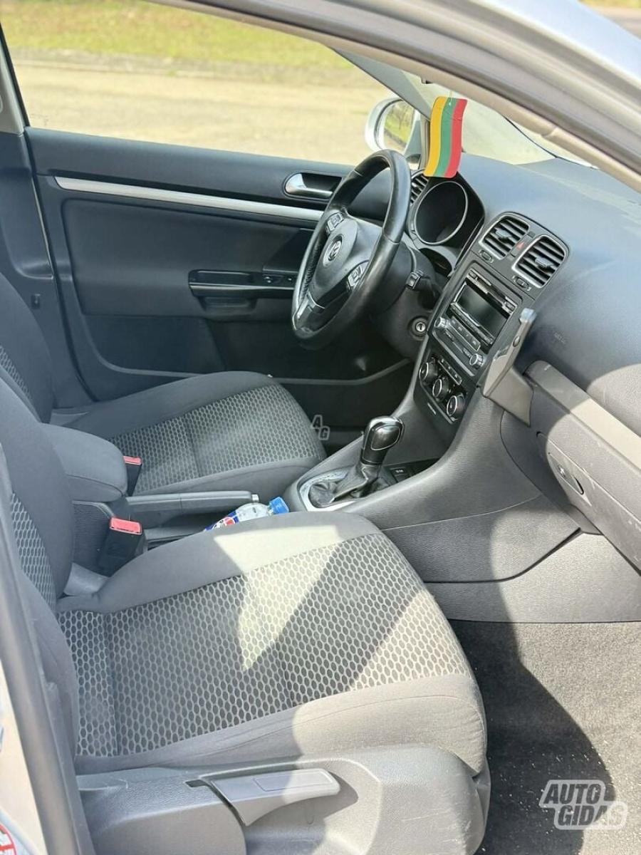 Volkswagen Golf 2013 in Silute, with an engine capacity of 1.60 L and mileage of 390 thousand km for 2850 €, photo 10 on AUTOMOTO.COM.LV