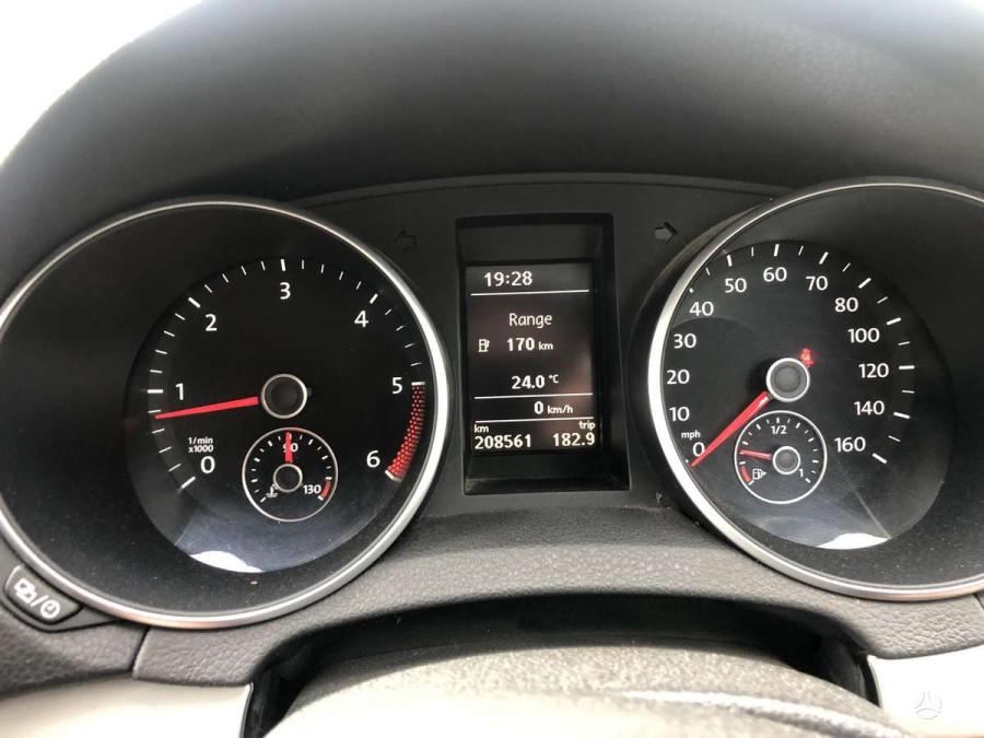Volkswagen Golf 2013 Kauņa, ar dzinēja tilpumu 2.00 L un nobraukumu 210 tūkst. km par 2200 €, foto 11 vietnē AUTOMOTO.COM.LV