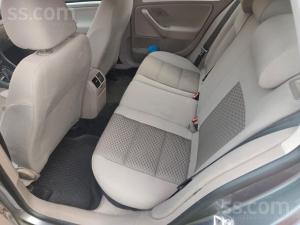 Volkswagen Golf 2013 Aizkraukle, ar dzinēja tilpumu 1.60 L un nobraukumu 346 tūkst. km par 4500 €, foto 9 vietnē AUTOMOTO.COM.LV