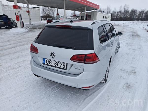 Volkswagen Golf 2014 in Aizkraukle, with an engine capacity of 2.00 L and mileage of 280 thousand km for 7750 €, photo 6 on AUTOMOTO.COM.LV