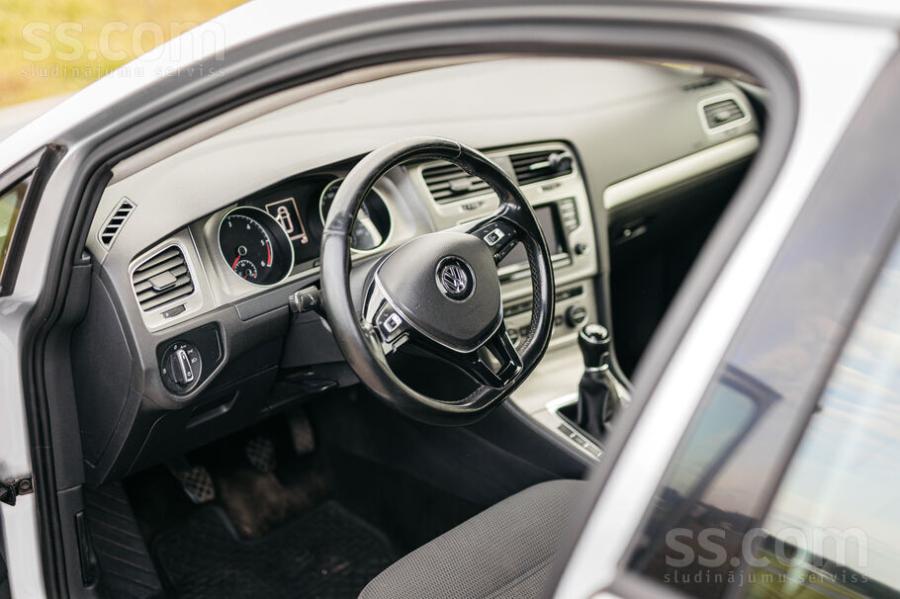 Volkswagen Golf 2014 in Riga, with an engine capacity of 1.60 L and mileage of 342 thousand km for 5400 €, photo 6 on AUTOMOTO.COM.LV