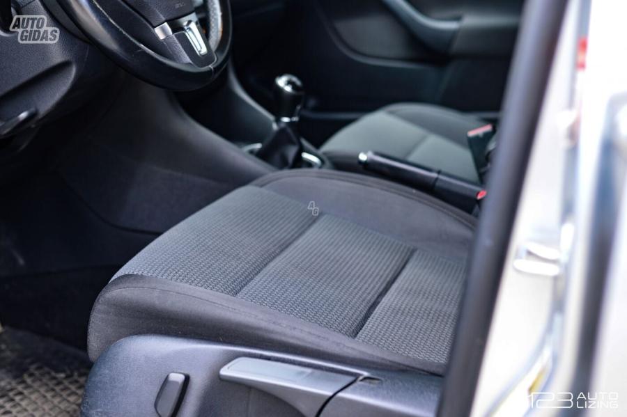 Volkswagen Golf 2014 in Kretinga, with an engine capacity of 2.50 L and mileage of 150 thousand km for 5650 €, photo 14 on AUTOMOTO.COM.LV
